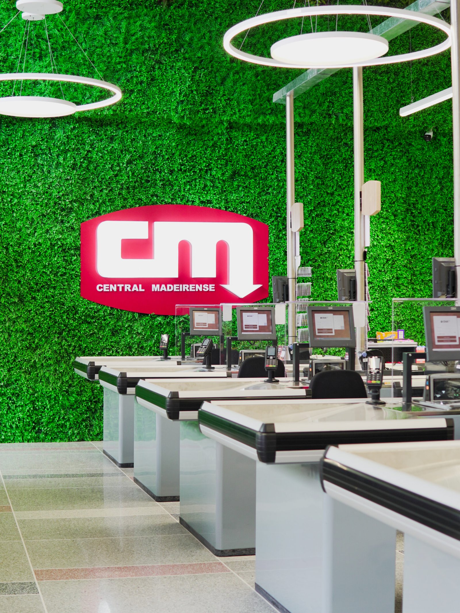 CENTRAL MADEIRENSE INAUGURA SU NUEVA SUCURSAL EN CARACAS - Centauri ...